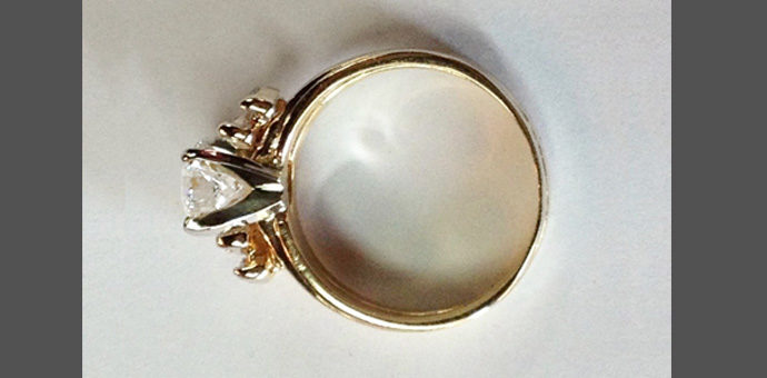 gold can and does tear with enough force